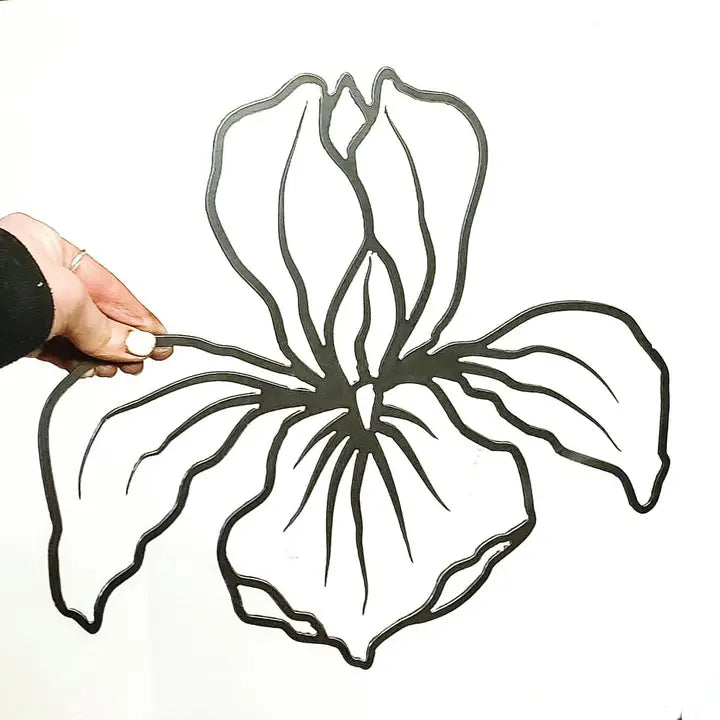 Metal Iris Wall Art – Schreiner's Gardens